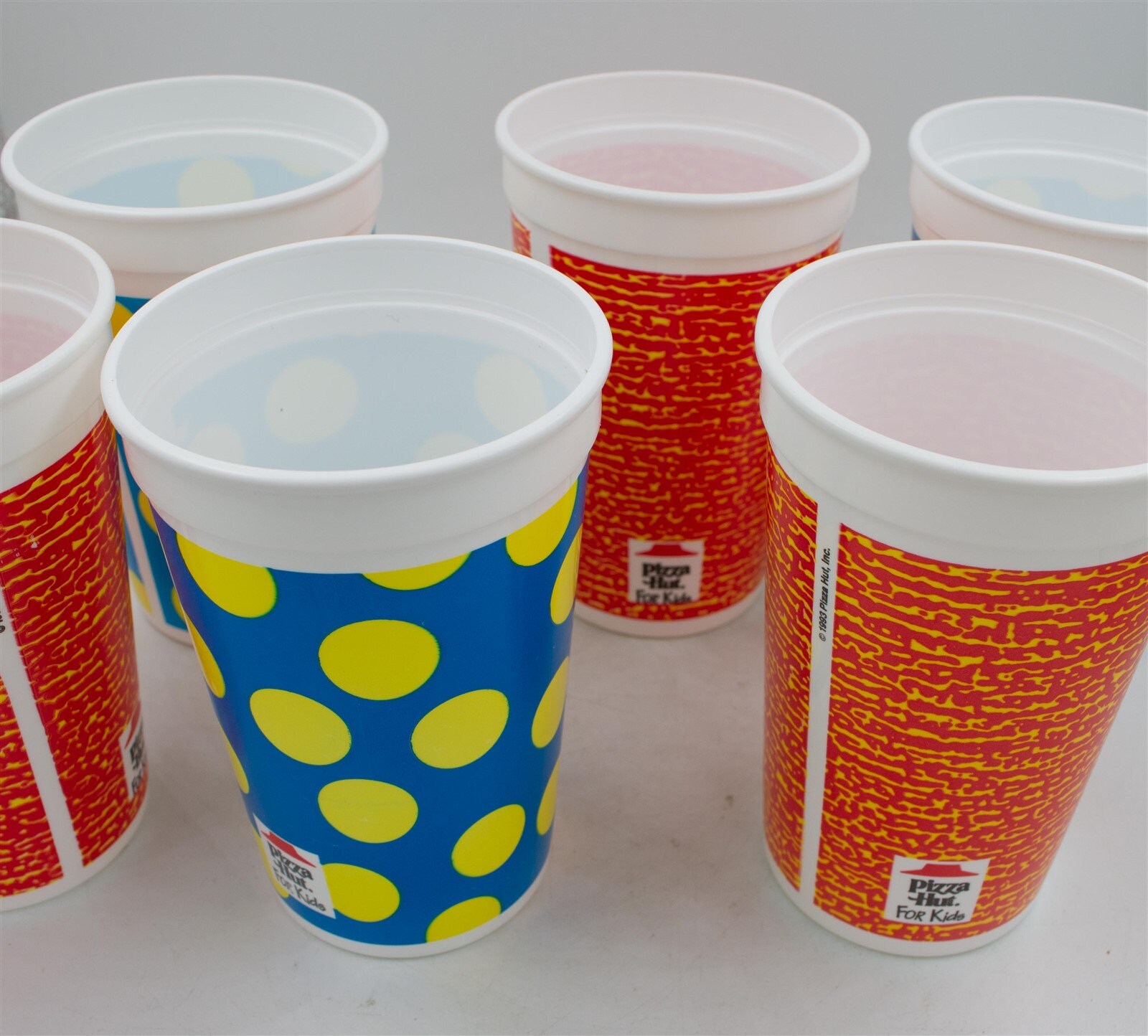 Vintage 1993 Pizza Hut para niños 6 tazas Azul con lunares amarillos y ...