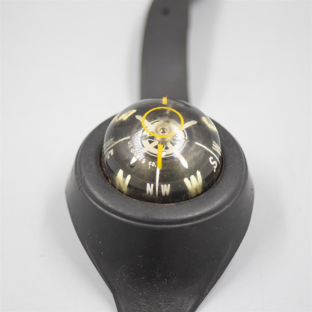 US Divers Vintage Analog Dome Diving Wrist Compass - Etsy