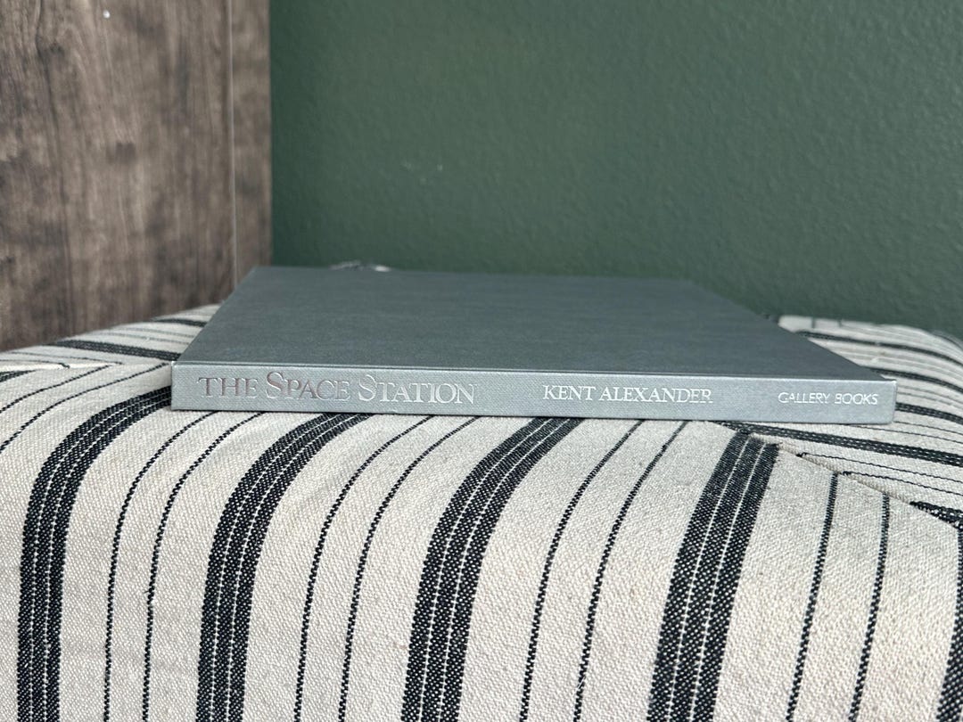 Vintage 1988 “the Space Station” NASA Coffee Table Book by Kent ...