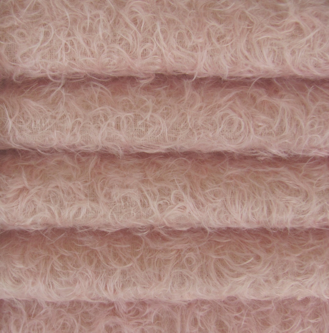 Mohair 5/8" (16 Mm) 325S/CM 1/6 Yard (fat) in Intercal's Color 588s ...