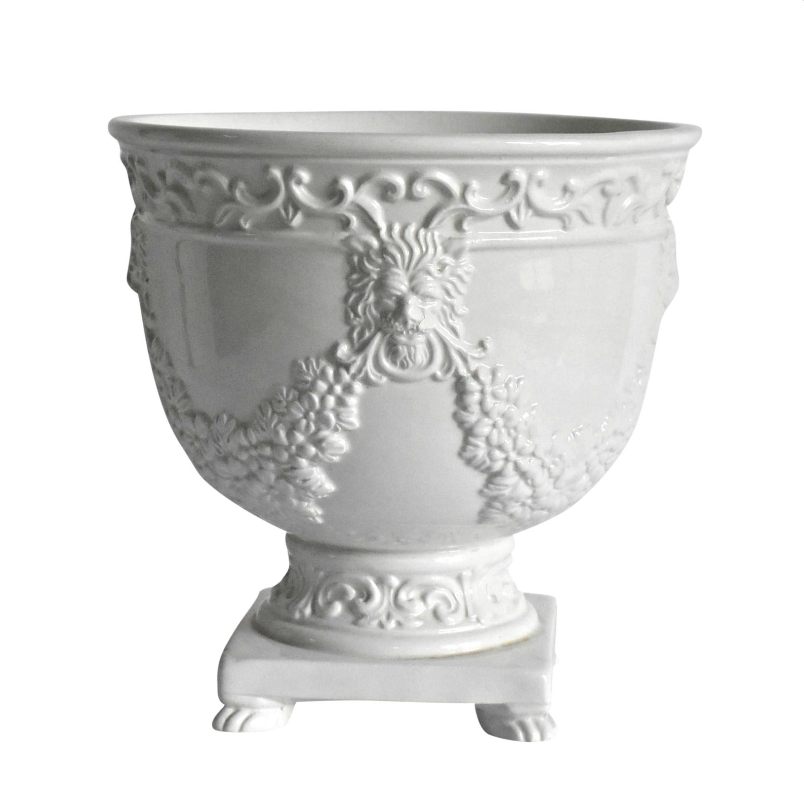 Mottahedeh White Planter Cache Pot With Lion's Head and - Etsy