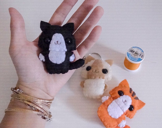 Three Little Kittens Finger Puppet Set. includes 3 Little Kittens and 1 ...