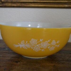 Butterfly Gold Bouquet Vintage Pyrex Cinderella Mixing Bowl 441 442 443 ...
