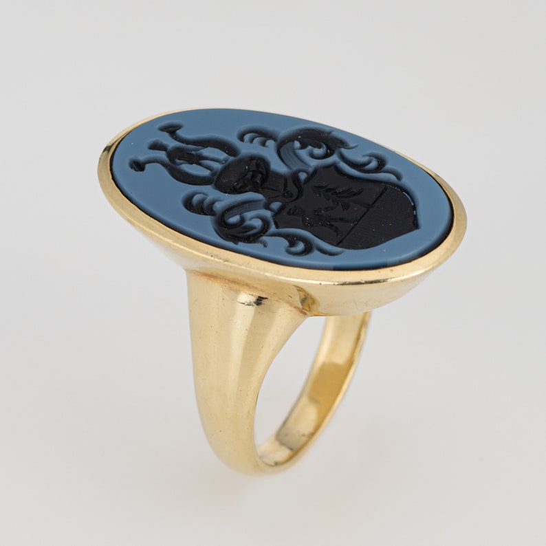 Family Crest Signet Ring Vintage 14k Yellow Gold Blue Agate - Etsy