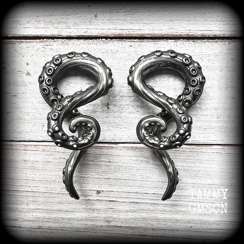 Octopus Tentacle PAIR Ear Hangers 2 Gauge Tentacle Ear Weights 6mm ...