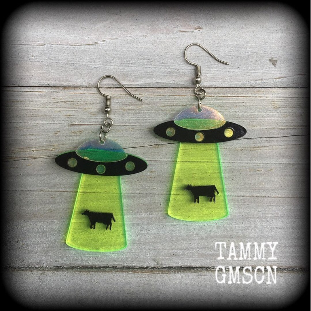 UFO Earrings Alien Earrings Plug Friendly Earrings Space Ship - Etsy
