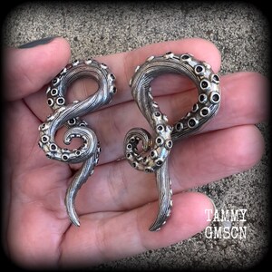 Octopus Tentacle Ear Hangers Cthulhu Ear Weights Tentacle Ear Weights ...