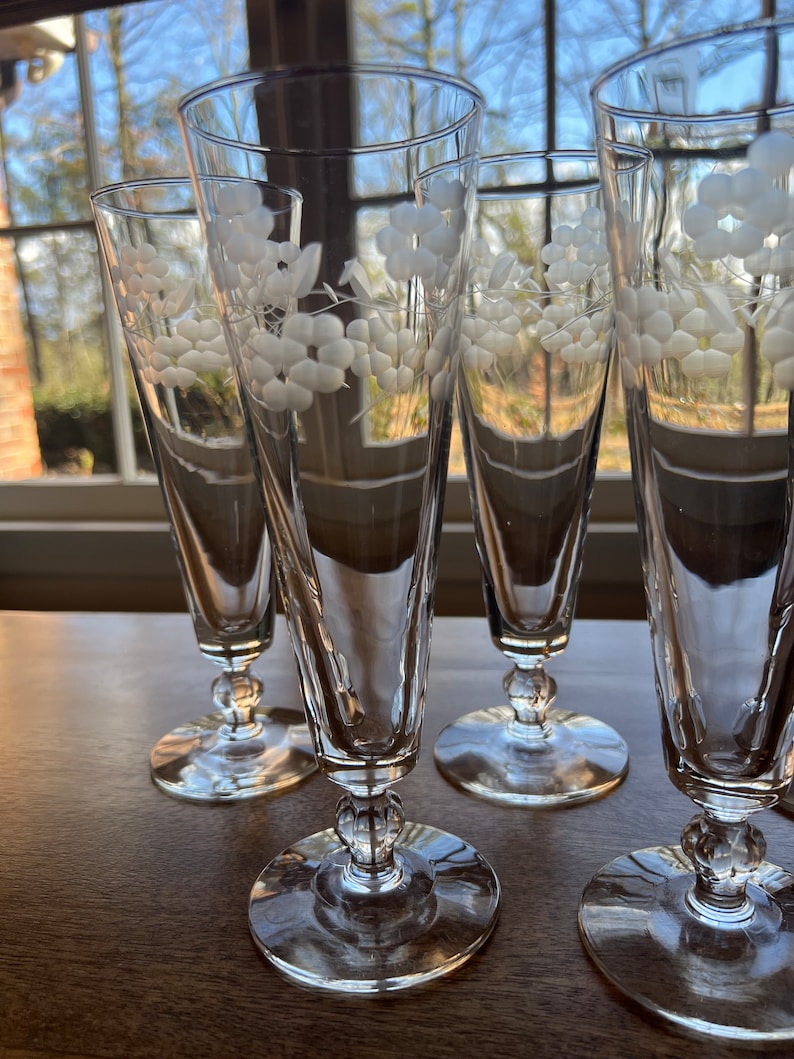 Vintage 1950's Floral Etched Champagne Flutes Glasses - 5 Piece Set ...
