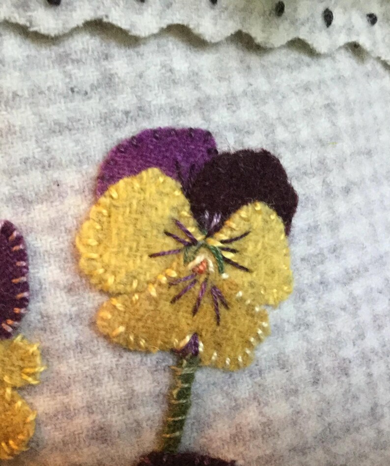 Pansy Pouch- PDF Wool Appliqué Pattern - Etsy