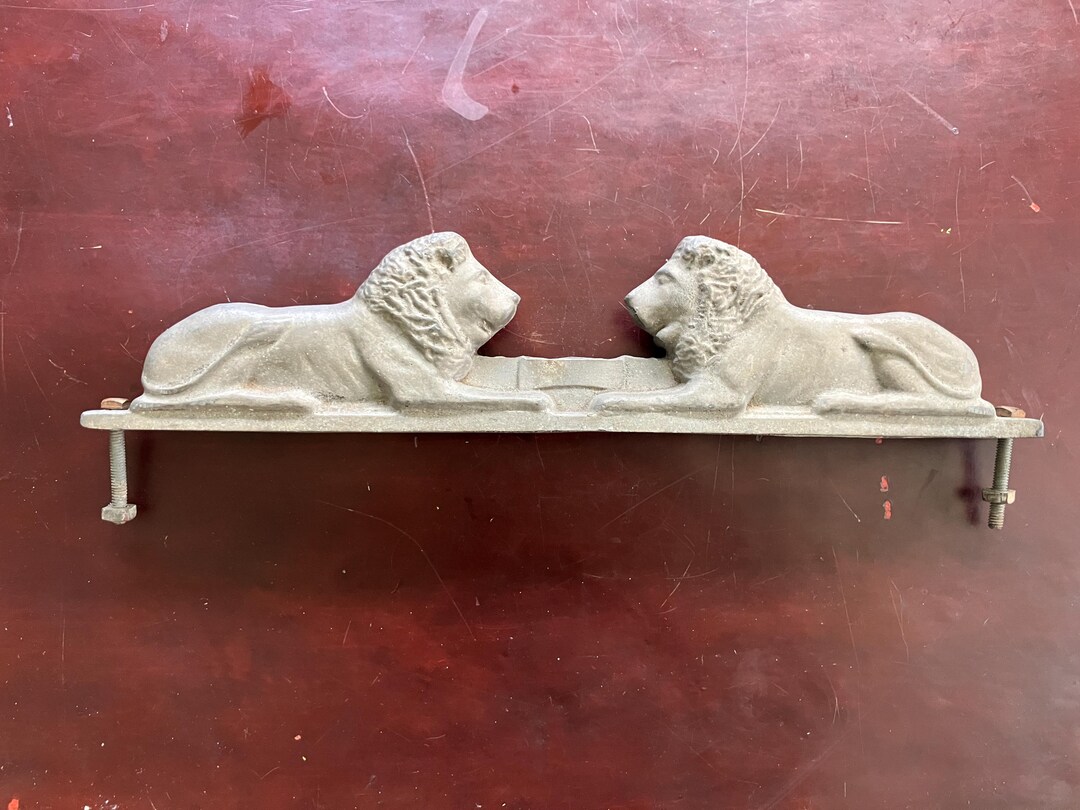 Vintage Cast Aluminum Gate Topper, Two Facing Lions, Circa 1940s - Etsy