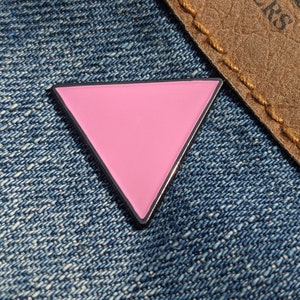 Pink Triangle Gay and Lesbian LGBTQ Support Pride Symbol Enamel Pin ...