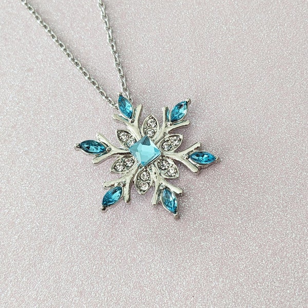 Snowflake Necklace - Etsy