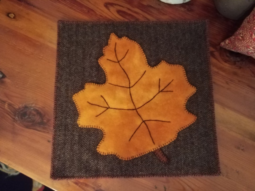 Maple Leaf Wool Applique, Table Mat, Hand Stitched - 12" X 12" - Etsy