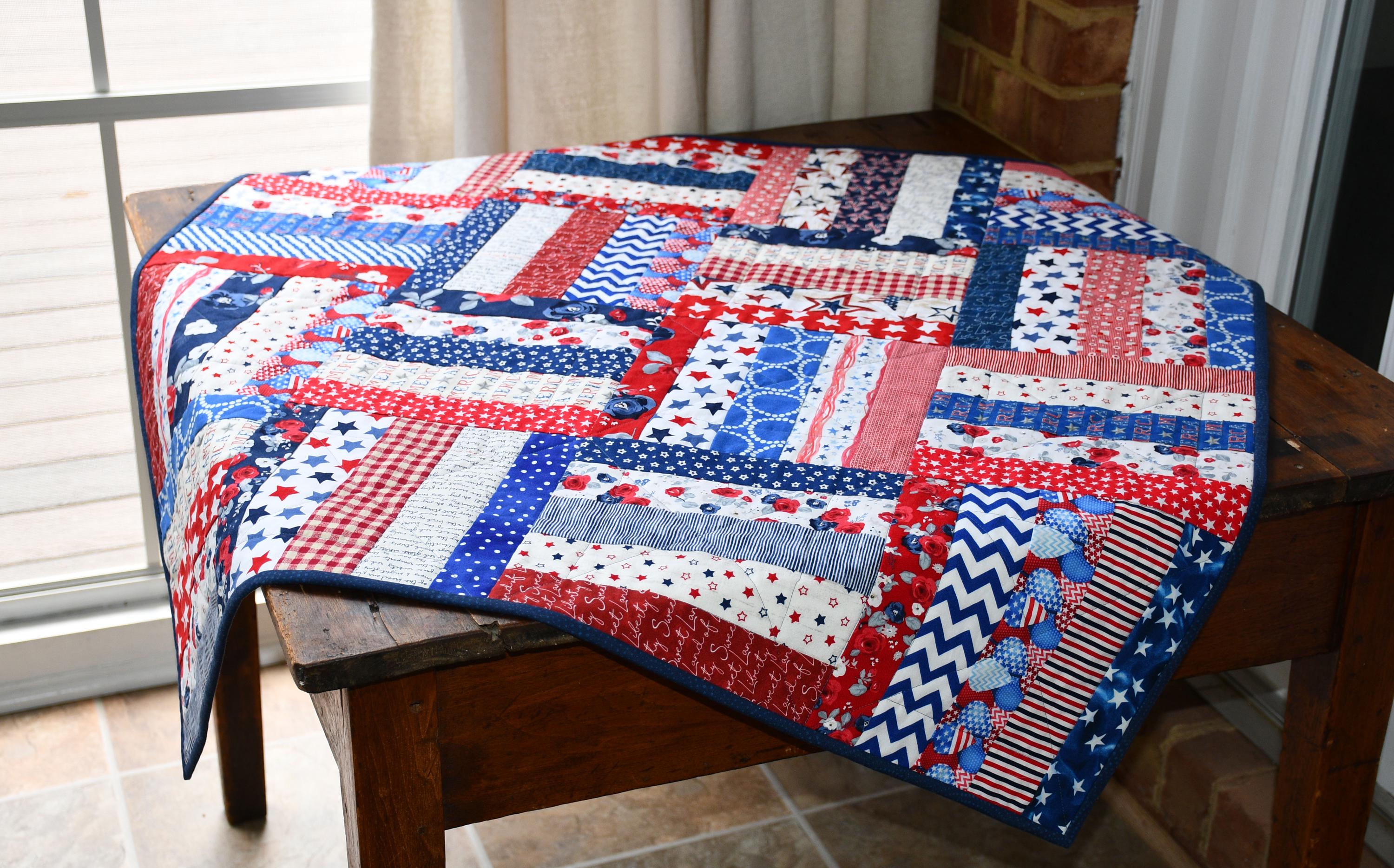 Patriotic Quilted Table Topper, 4th of July Rail Fence Decor (36" X 36 ...