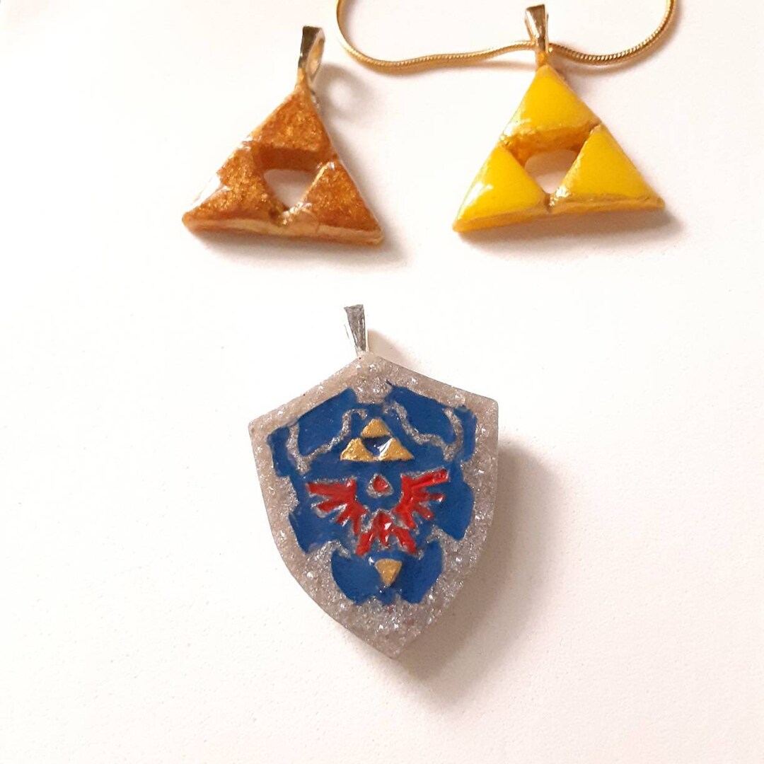Zelda,hyrulian,shield,triforce,resin,necklace,gold,stainless,steel ...