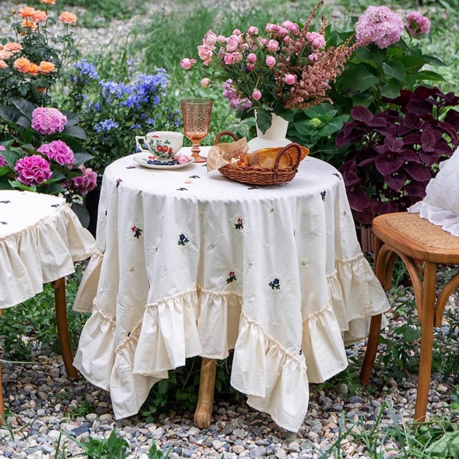 Rectangle Square Ruffled Tablecloth Cotton Flower Embroidery Tablecloth ...