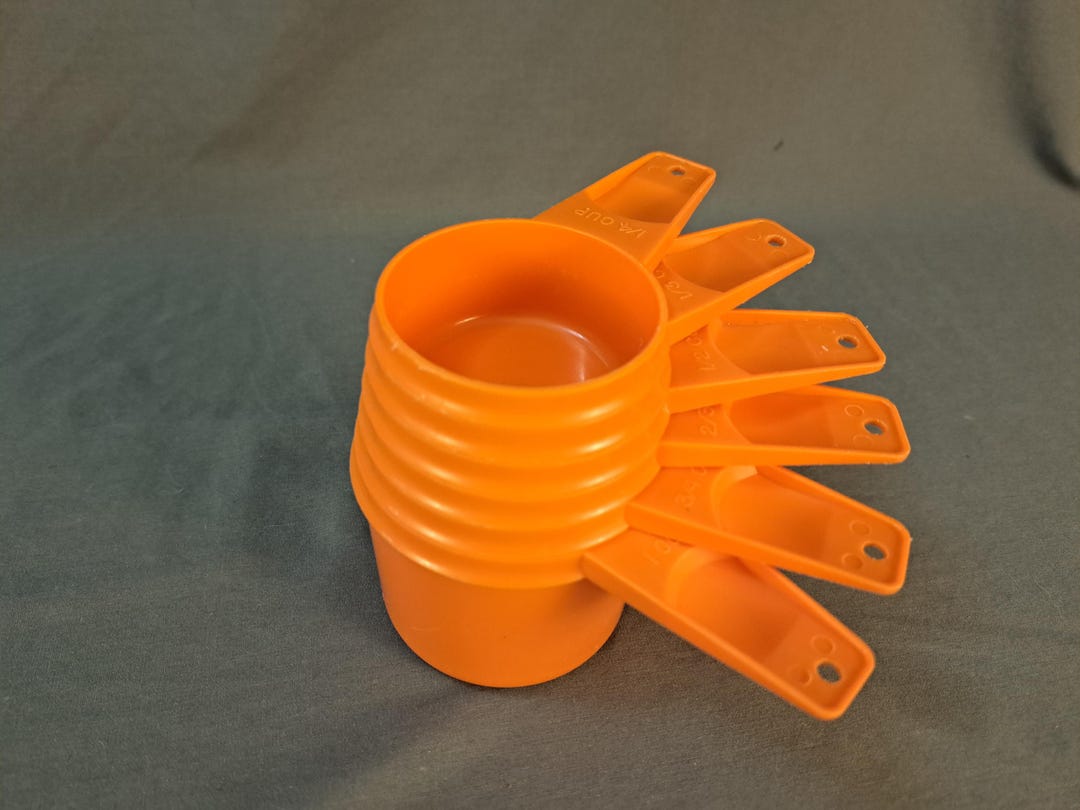 Tupperware Nesting Orange Measuring Cups Stacking Measuring Cups ...