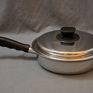 Vita Craft Super 5 Nicromium Stainless Steel 8 5/8 Skillet With Lid 5-ply Waterless Cookware ...