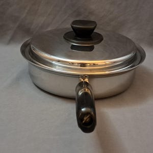 Vita Craft Super 5 Nicromium Stainless Steel 8 5/8 Skillet With Lid 5-ply Waterless Cookware ...