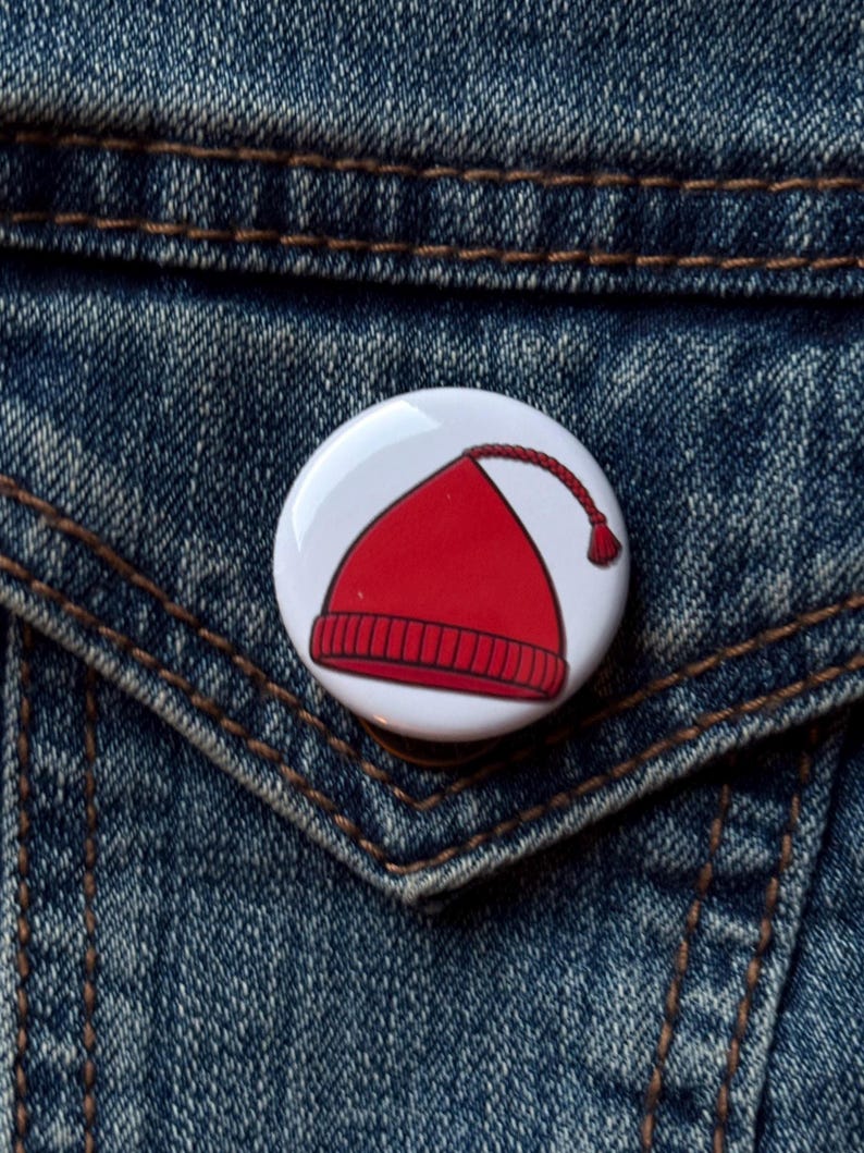 Red Resistance Hat Button, Red Resist Knitted Cap Beanie Minneapolis ...