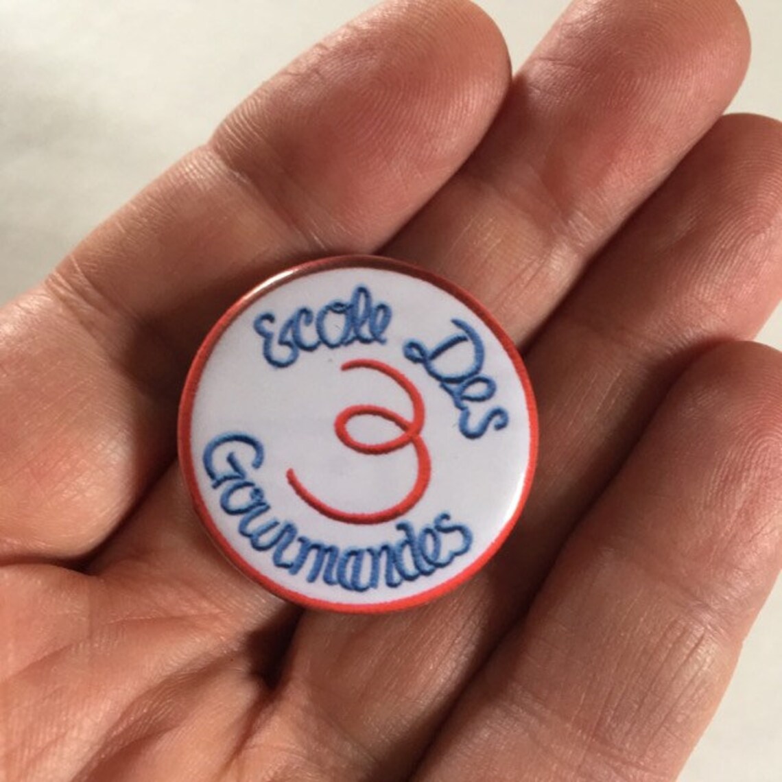 Julia Child's patch pinback button L'école des trois | Etsy