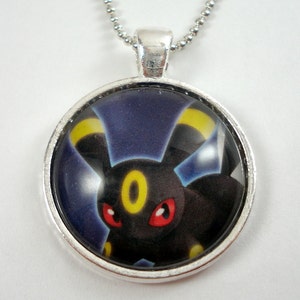 Umbreon Pokemon Necklace OR Keychain Upcycled Pokemon Card | Etsy