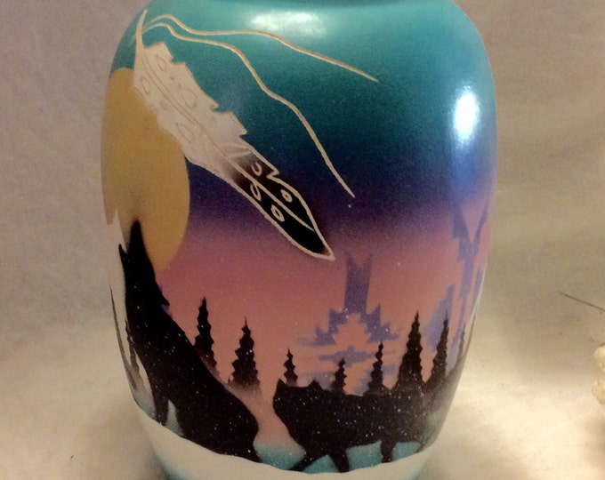 Hozoni Pottery Native American Wolves Feathers Scene Pot. Free Ship - Etsy