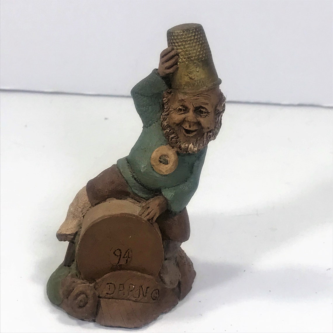 Tom Clark Sewing Gnome Thimble Hat Named Darn Resin Figurine - Etsy