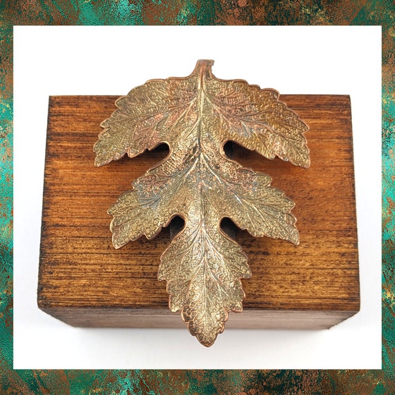 Single Vintage Leaf Dress Clip, Art Deco Leaf Clip, T… - Gem