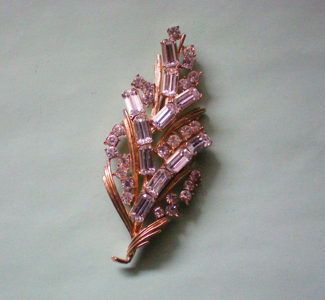 Coro Emerald Baguette & Round Cut Rhinestone Brooch 3136 - Etsy