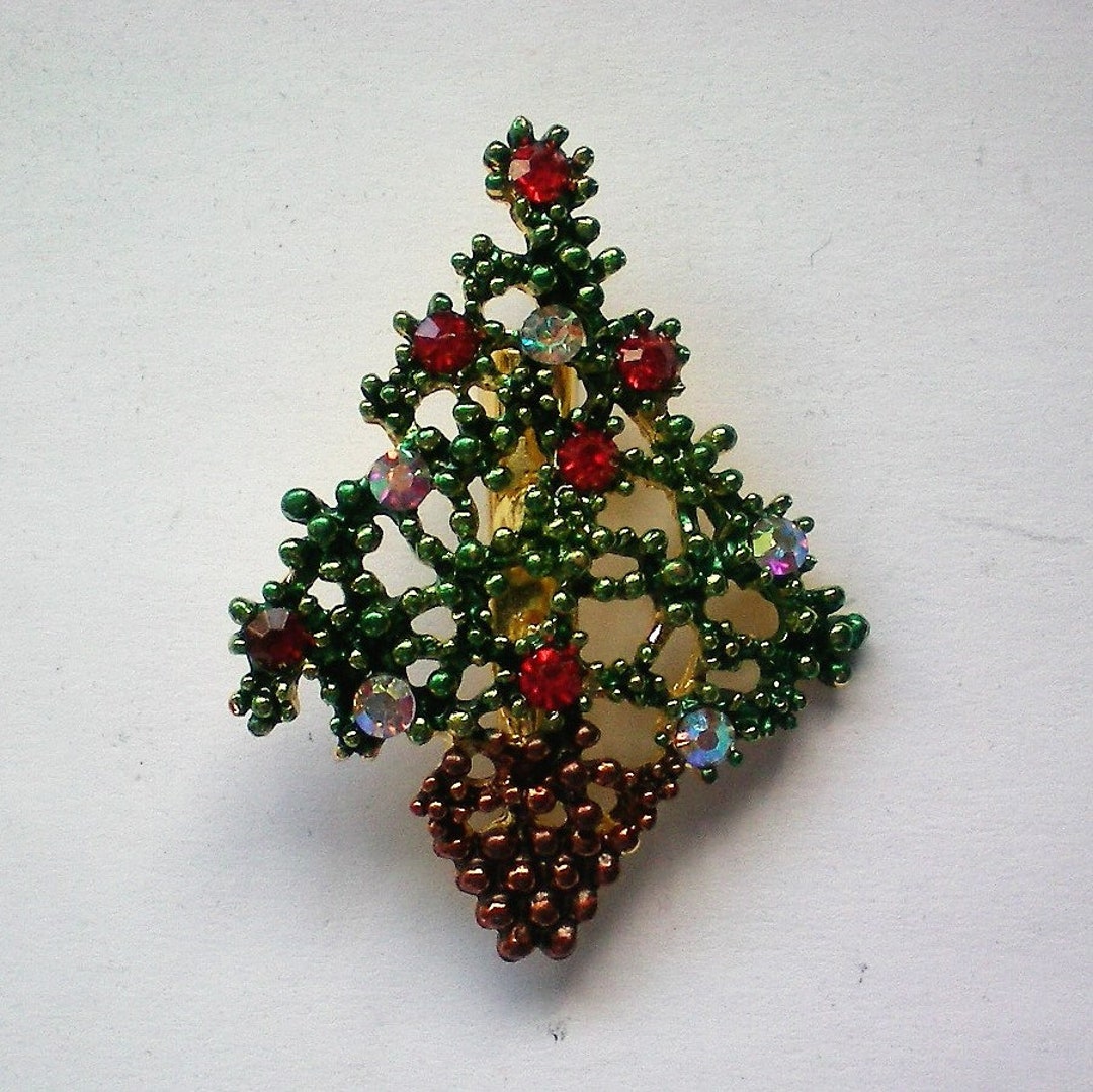 Sparkling Christmas Tree Pin for the Holidays - 6336 - Etsy