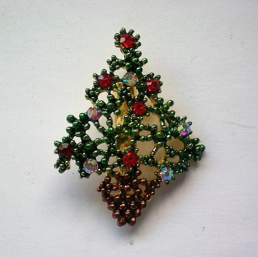 Sparkling Christmas Tree Pin for the Holidays - 6336 - Etsy