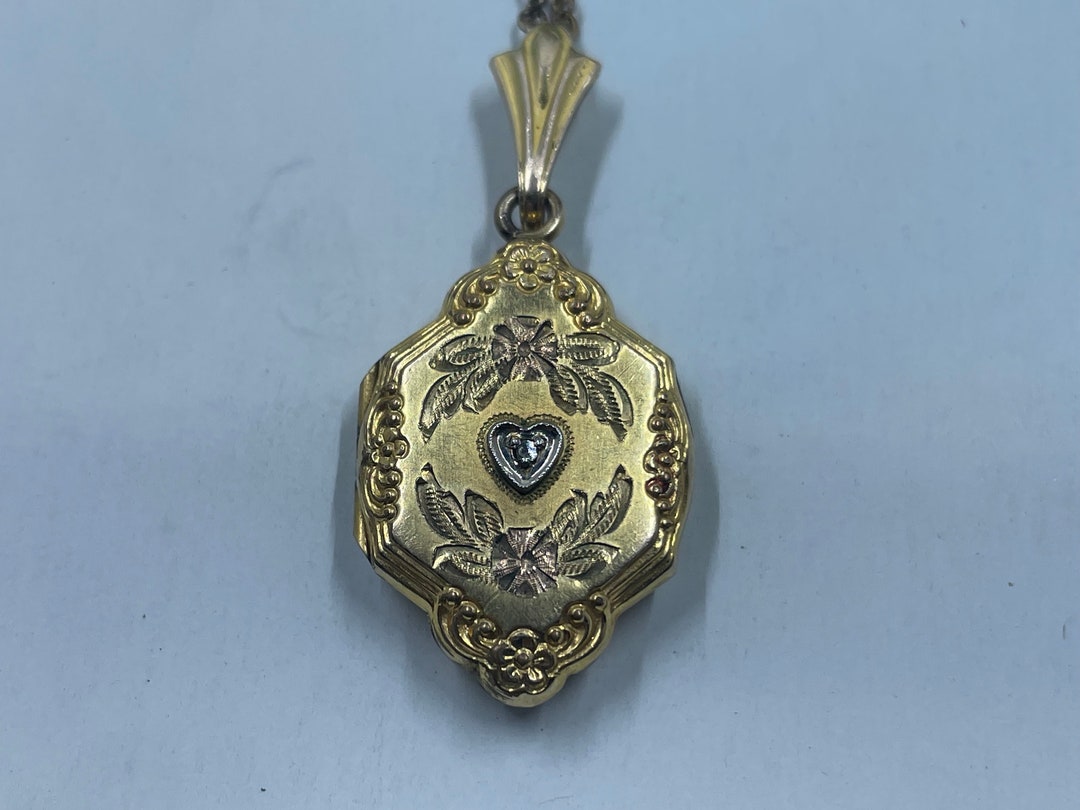 Edwardian Locket W/ Floral Engraving - Etsy