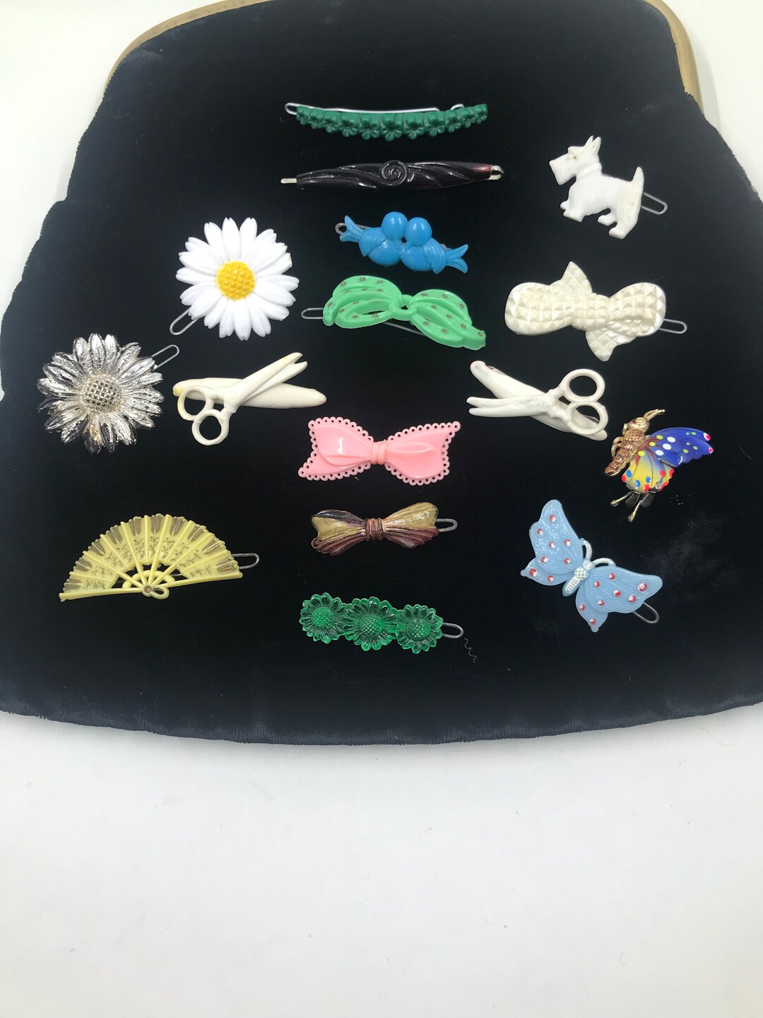 Box of Plastic Childrens Hair Clips/ Vintage Barrettes - Etsy