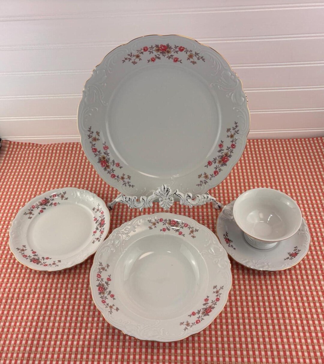 Wawel Tea Rose Pattern, Poland, Pink Roses, Eight (8) Place Settings ...
