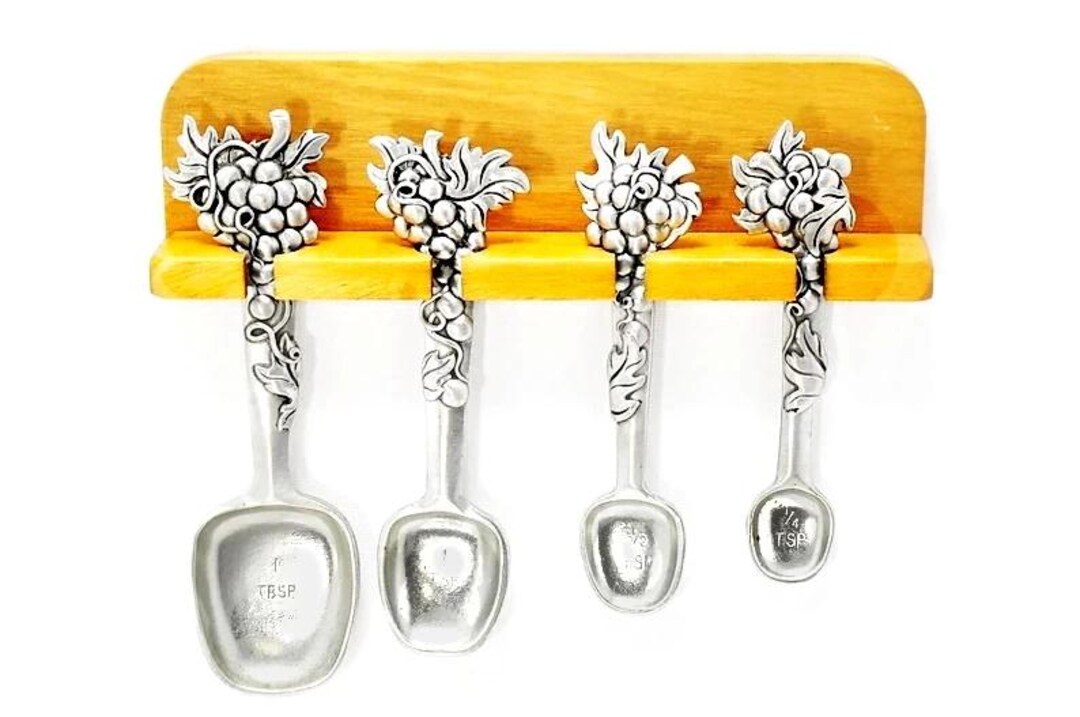 Seagull Pewter Measuring Spoons With Wooden Stand, Grapes, Kitchen ...