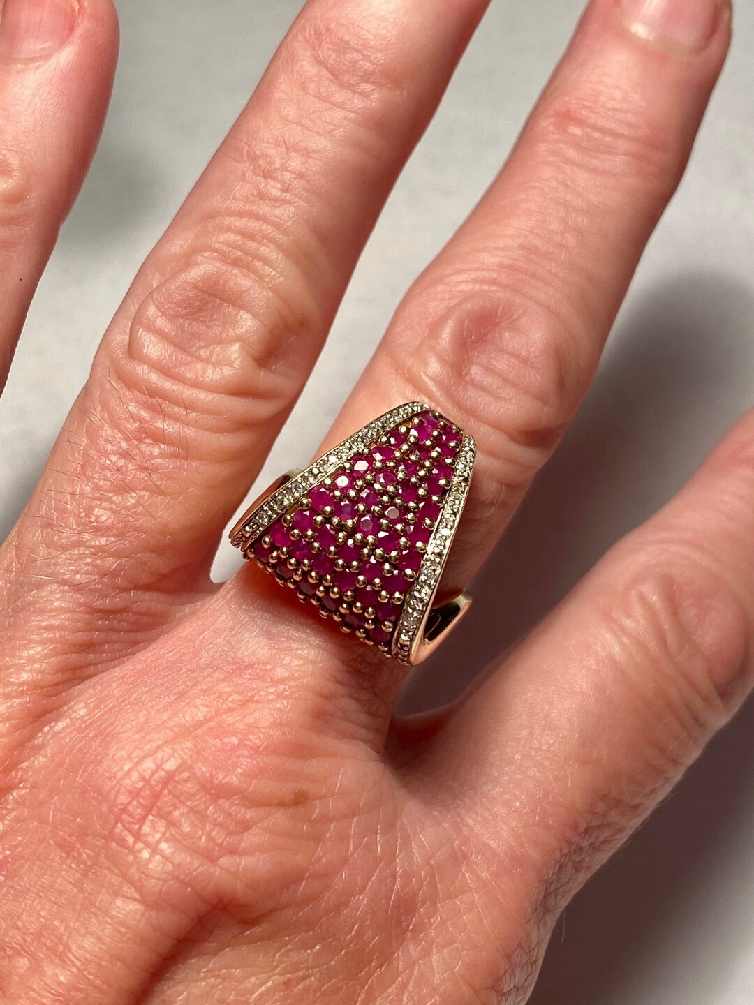 Vintage Modernist Samuel AARON 10K Yellow Gold Ruby and Diamond Ring ...