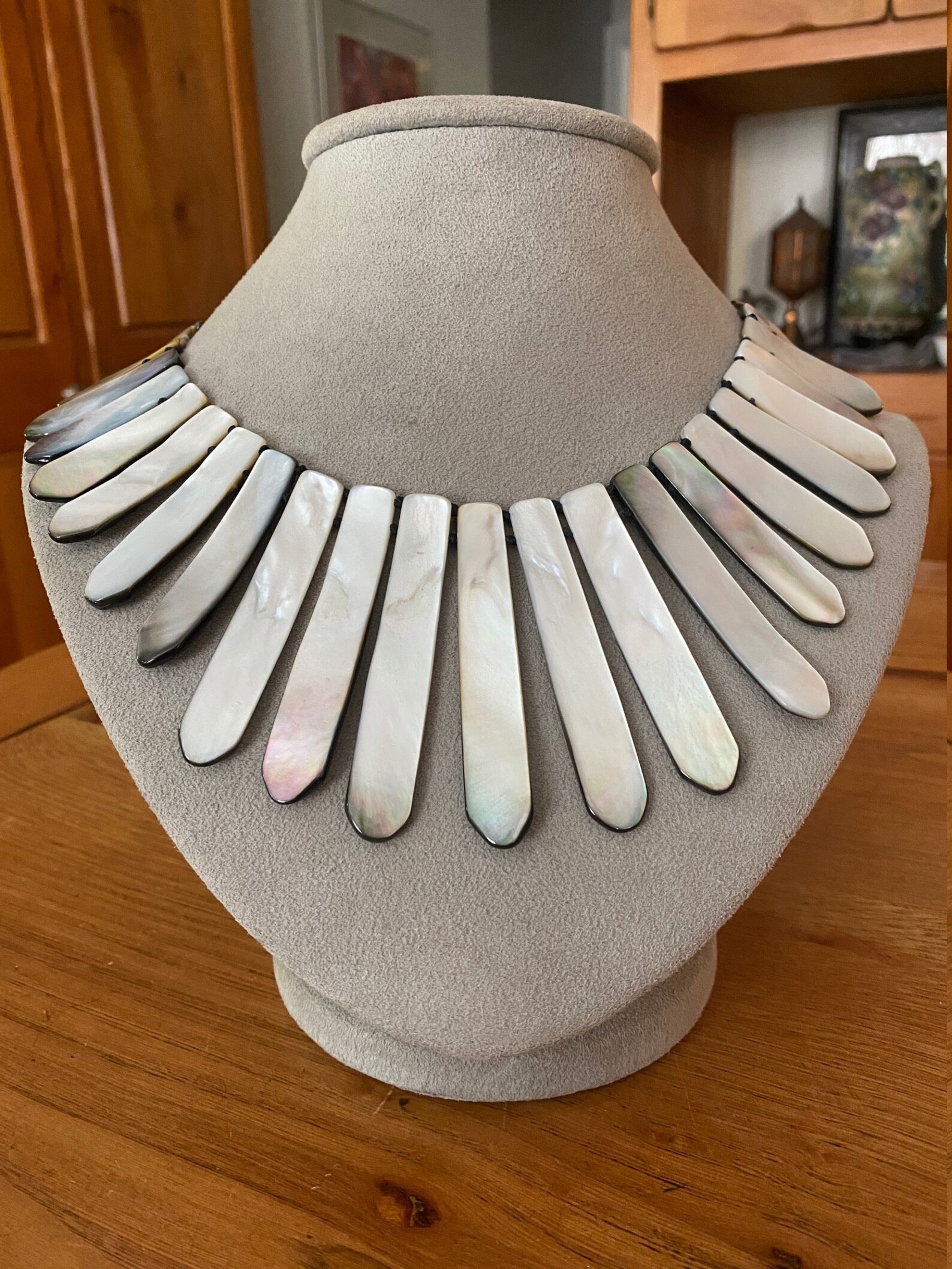 MONIES Gerda Lynggaard Monies Mother of Pearl Haute Couture RUNWAY ...