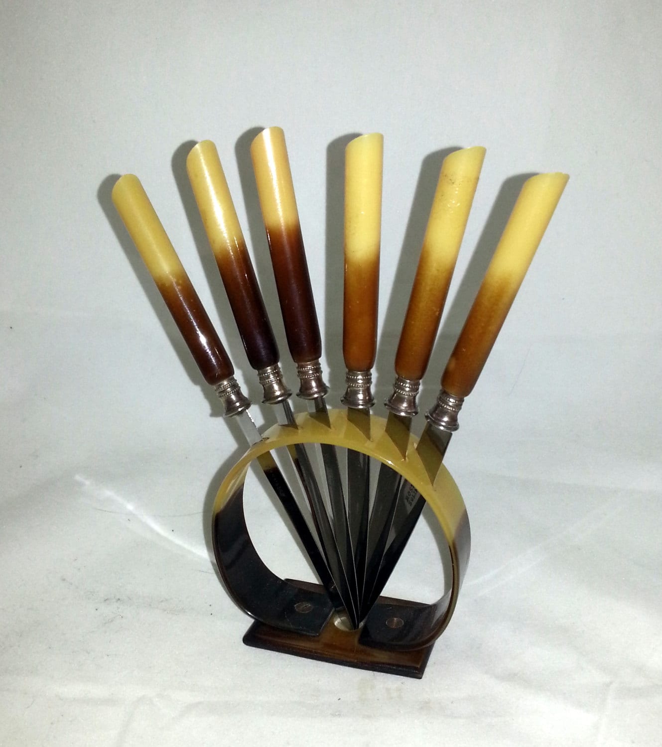 Mottled Bakelite Knifes and Stand in Brown and Light Yellow by Solingen ...