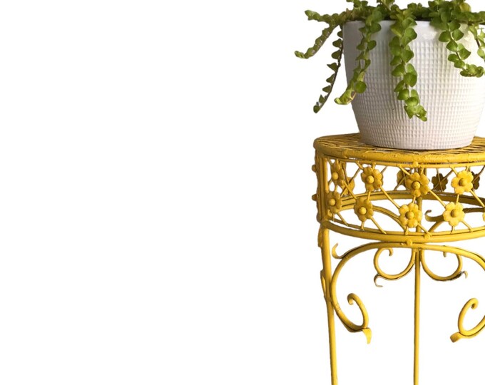 Vintage YELLOW Iron Metal Plant / Fern Stand | Daisy Flower Details ...