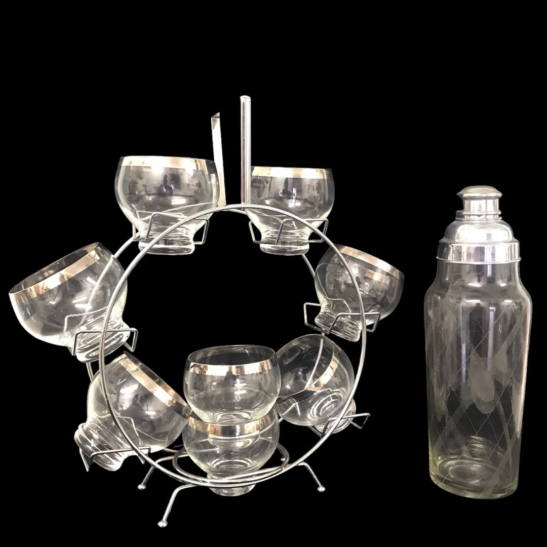 MCM 10-piece Cocktail Set Ferris Wheel Chrome Caddy 8 Silver Band ...