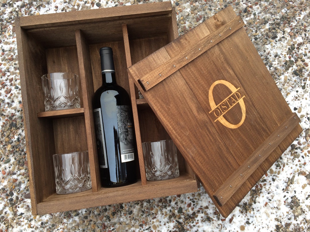 Personalized Wooden Whiskey and Wine Decanter Gift Box - Etsy