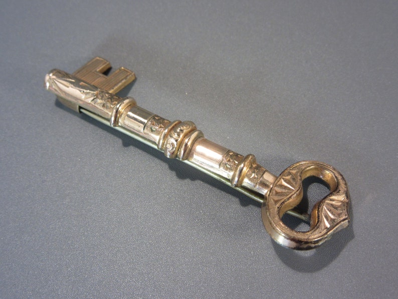 Antique Victorian Key Brooch Estate Jewelry - Etsy