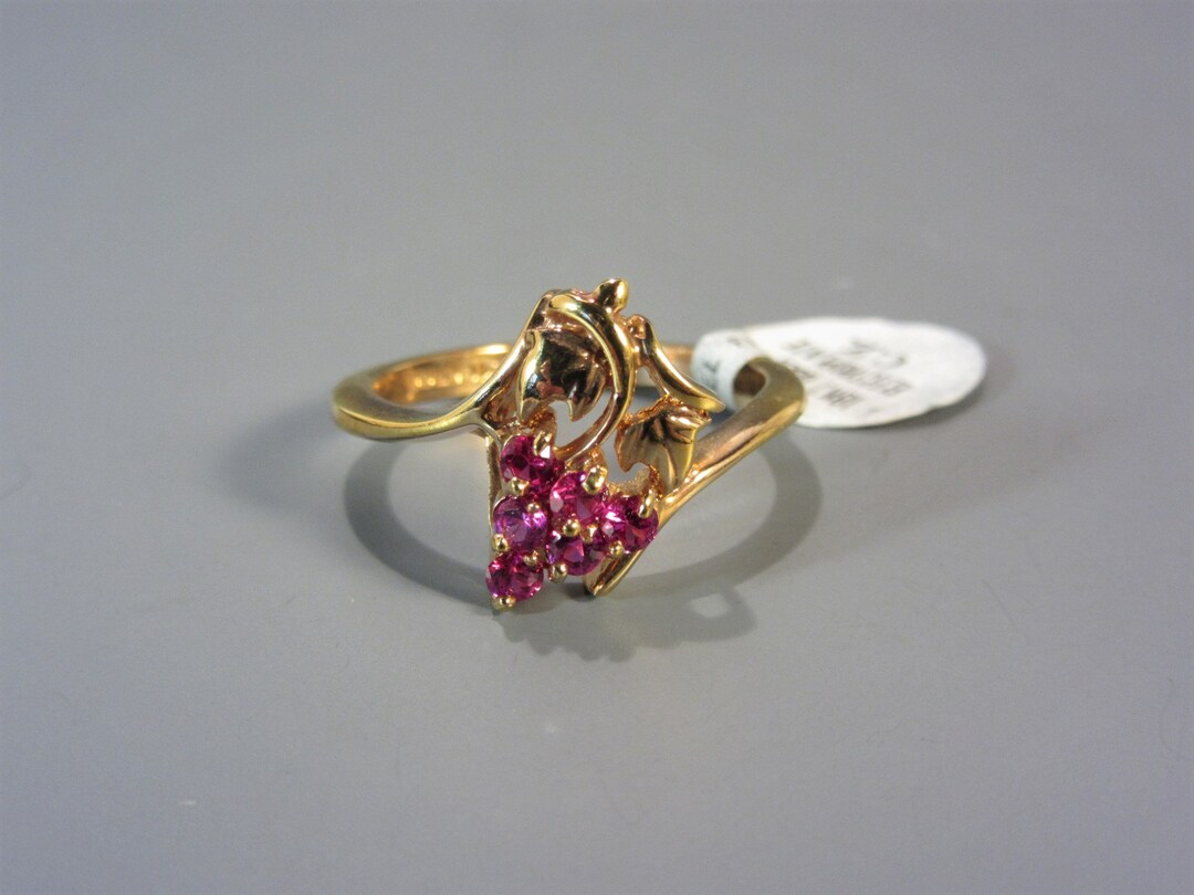 Vintage 18K GE Ruby Red Cubic Zirconia Ring Size 9 - Etsy