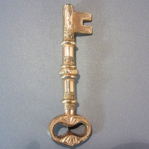 Antique Victorian Key Brooch Estate Jewelry - Etsy