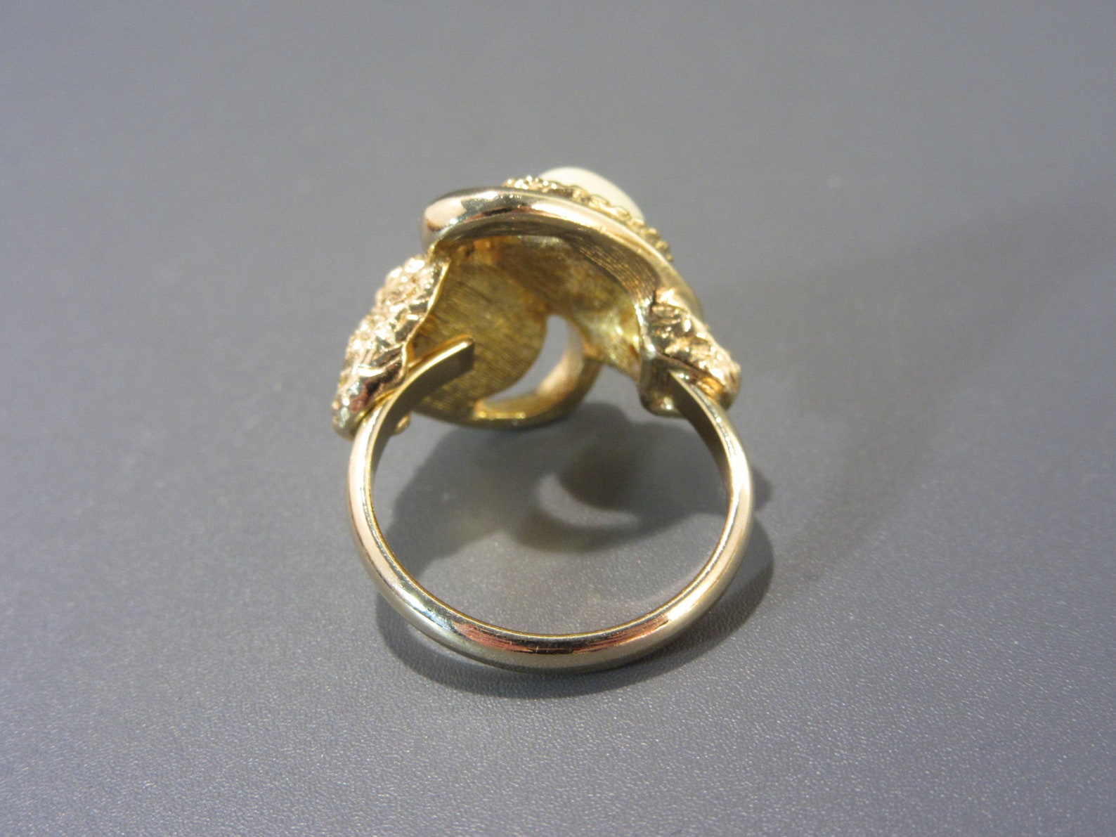 Sarah Coventry Ring Satin Sands Vintage 70s - Etsy