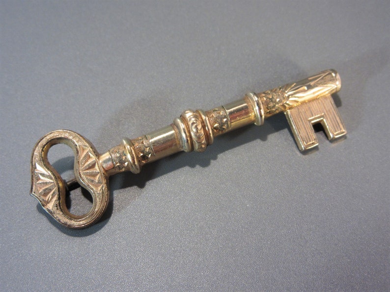 Antique Victorian Key Brooch Estate Jewelry - Etsy