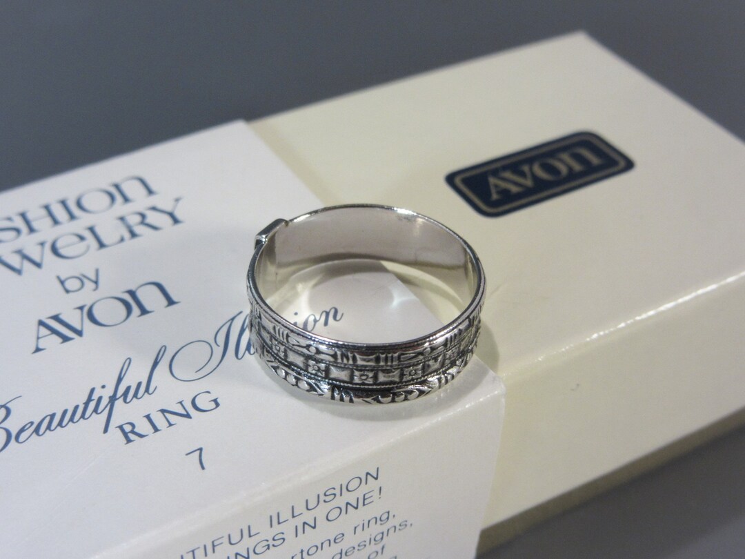 Beautiful Illusion Avon Ring Size 7 With Box Vintage 1980 - Etsy