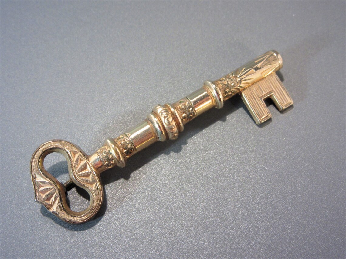 Antique Victorian Key Brooch Estate Jewelry - Etsy