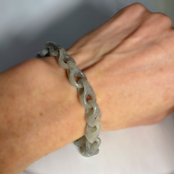 Antique Interlocking Hand Carved Grey Jade Chain Brac… - Gem